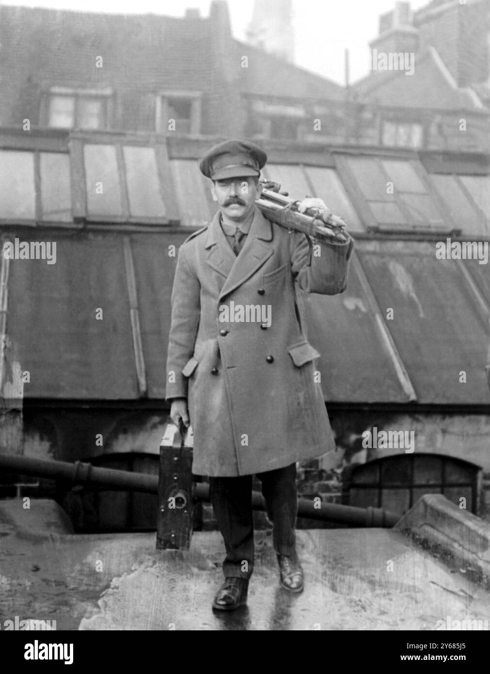 The man who filmed The Battle of the Somme. Mr M'Dowell. 1917 Stock ...