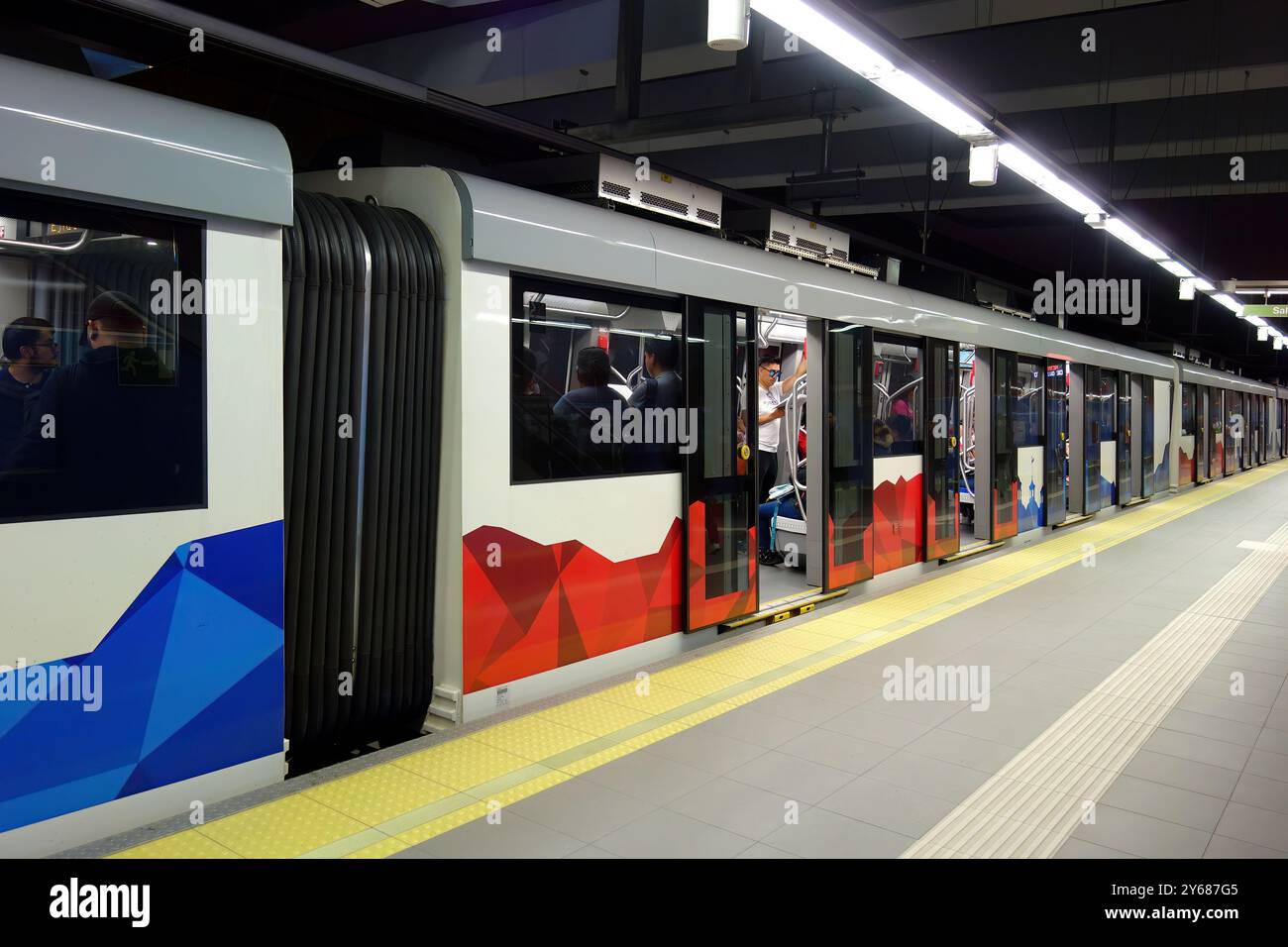 Subway, Metro, Quito, Ecuador, South America Stock Photo - Alamy