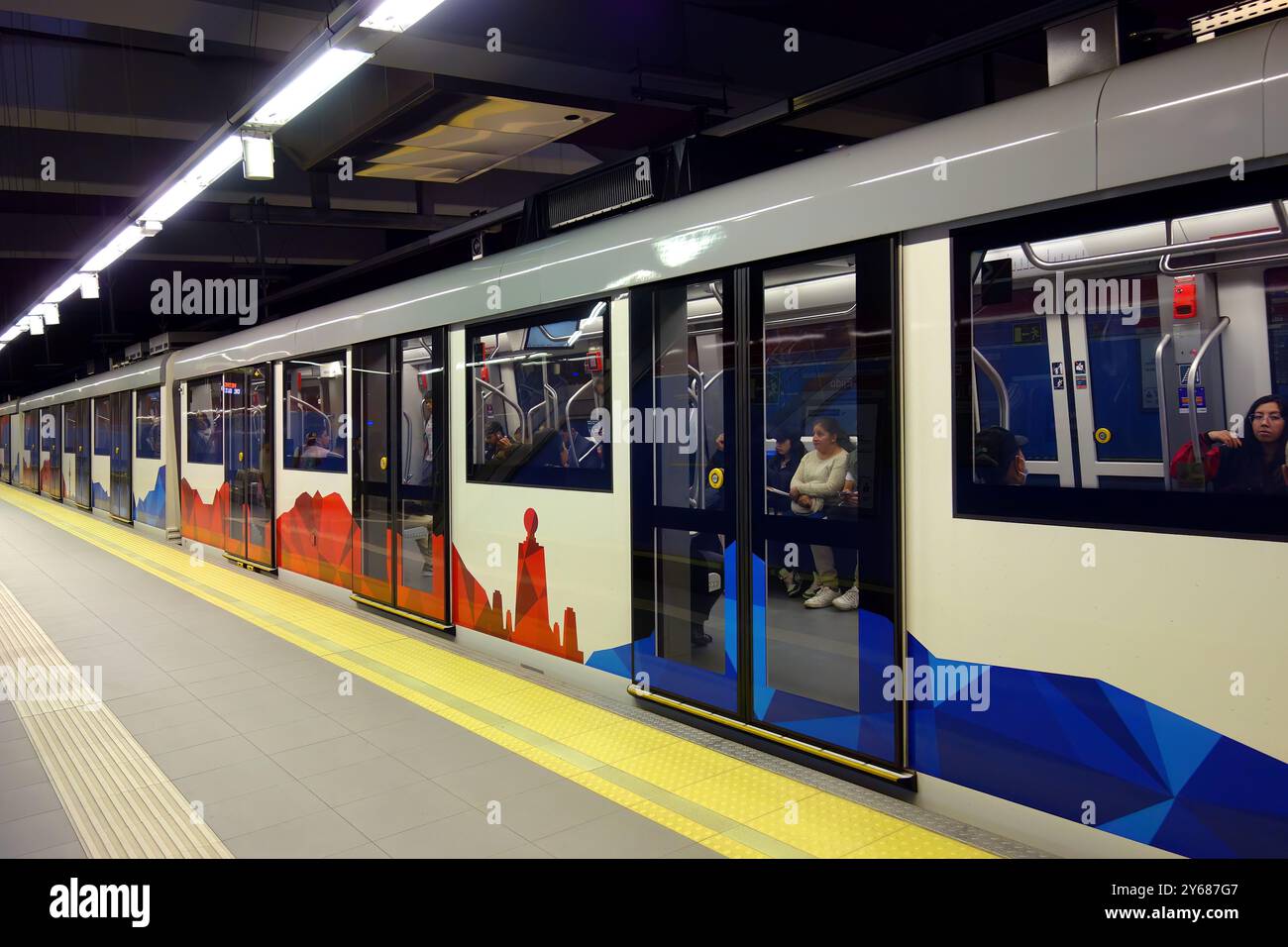 Subway, Metro, Quito, Ecuador, South America Stock Photo - Alamy