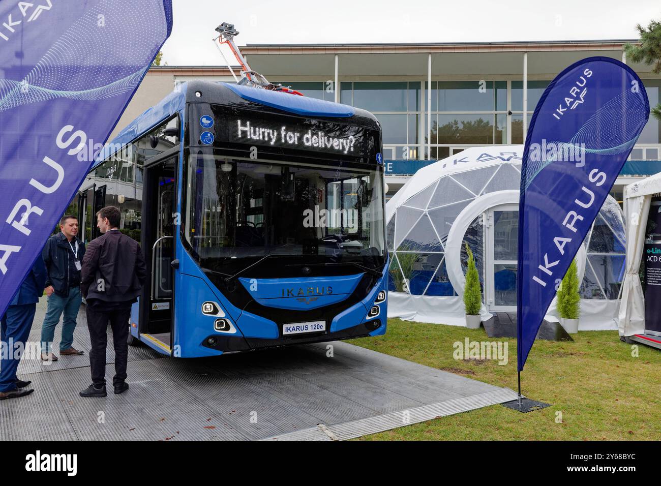 E-Busse auf der InnoTrans 2024 2024-09-24 Deutschland, Berlin Elektro ...