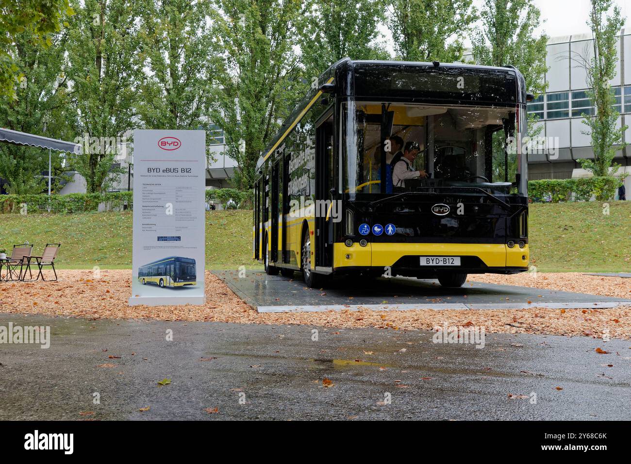 E-Busse auf der InnoTrans 2024 2024-09-24 Deutschland, Berlin Elektro ...