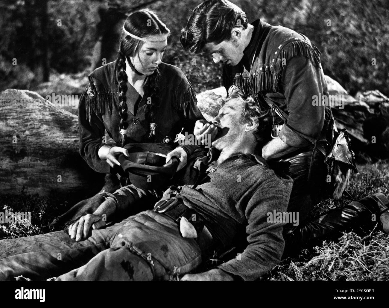 Elizabeth Threatt (left), Kirk Douglas (center), Dewey Martin (right ...