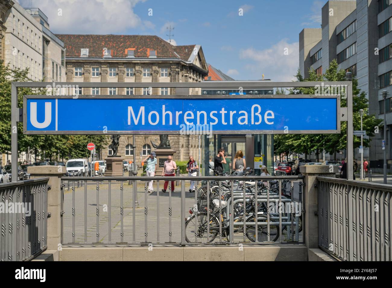 Eingang U-Bahnhof Mohrenstraße, Wilhelmplatz, Mitte, Berlin ...