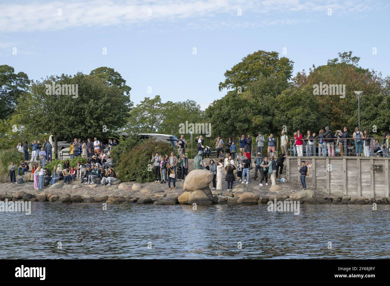 Tourists, the lille Havfrue, the little mermaid, bronze sculpture by ...