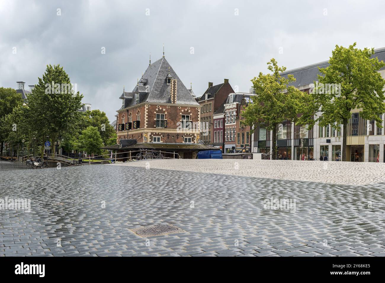 The Hague buildings, Waagplein, central square, centre, old town, city ...