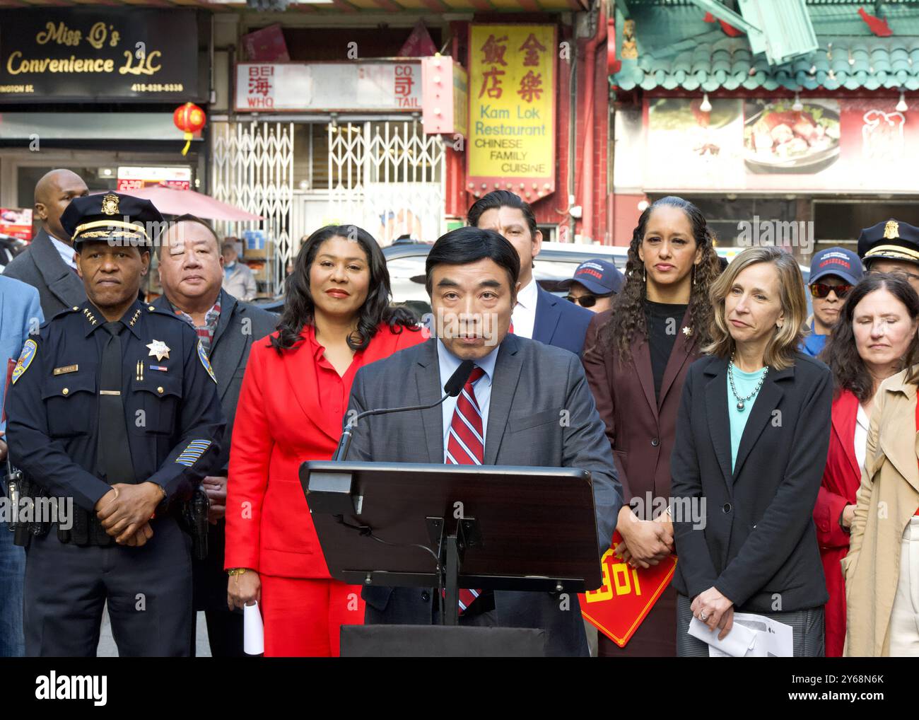 Kelvin tse hi-res stock photography and images - Alamy