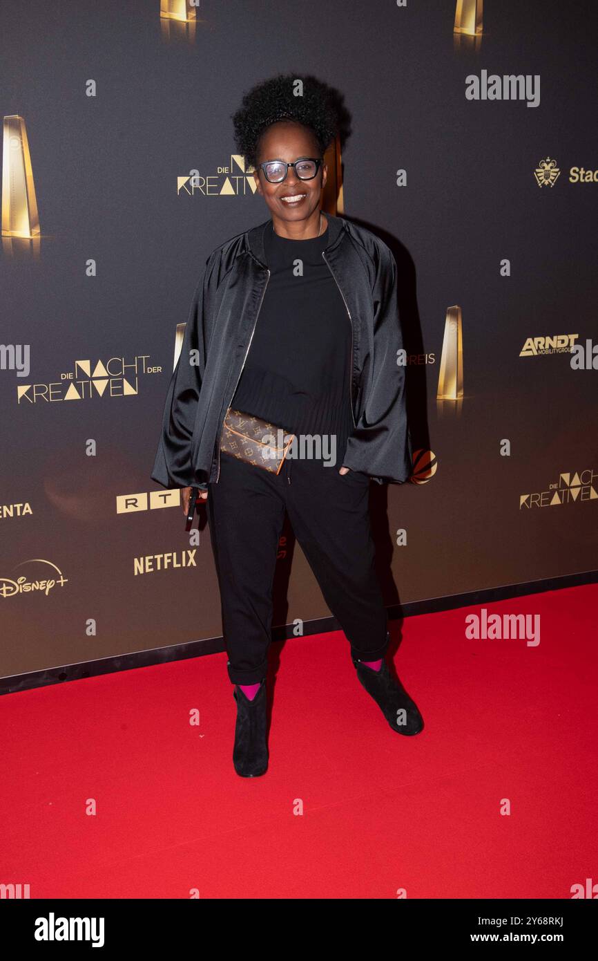 Shary REEVE, Moderatorin, Roter Teppich, Red Carpet Show, Ankunft ...