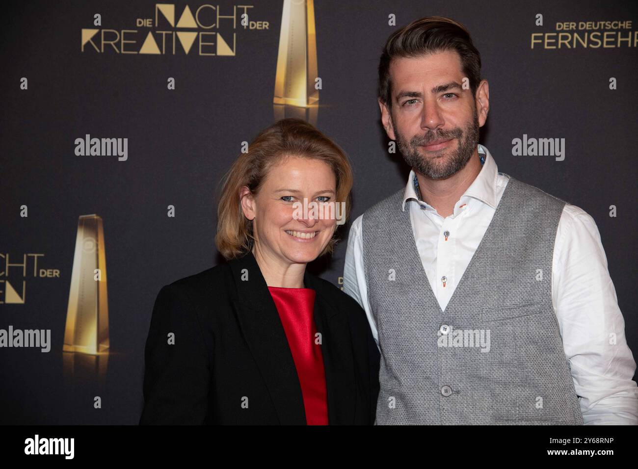 Claus von WAGNER, Moderator, Comedian, und Jutta SCHMITT-THIEL, Roter ...
