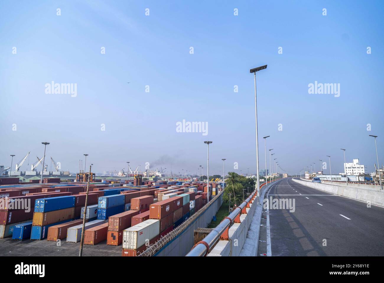Flyover ramps hi-res stock photography and images - Alamy