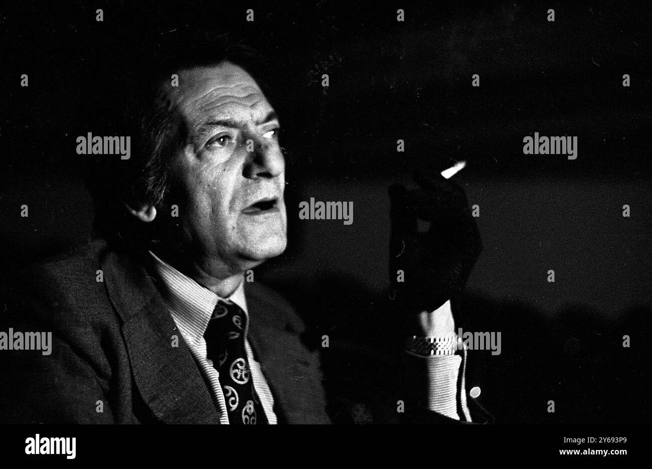 Spanish theater and film actor Alberto Closas during an interview in ...