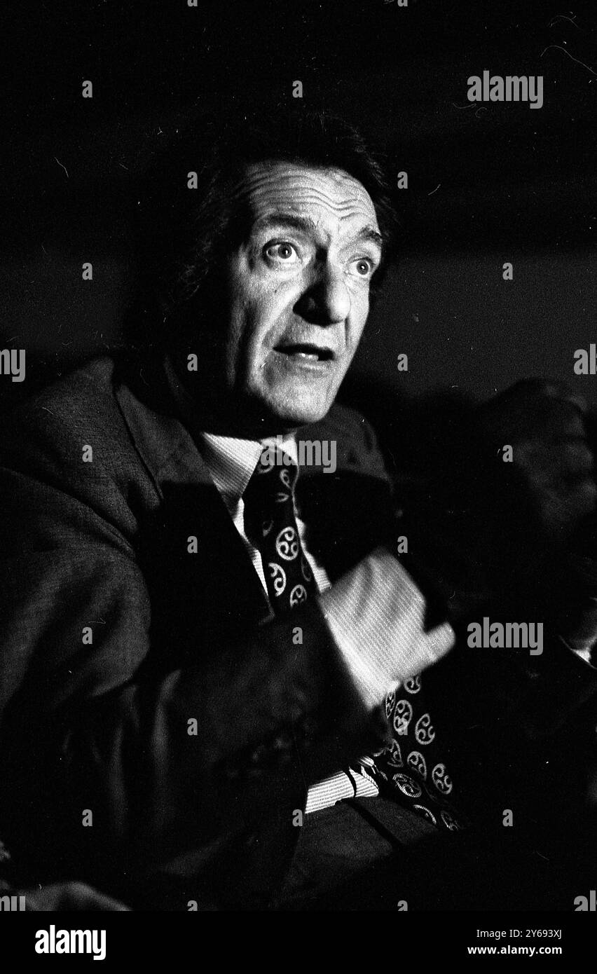 Spanish theater and film actor Alberto Closas during an interview in ...