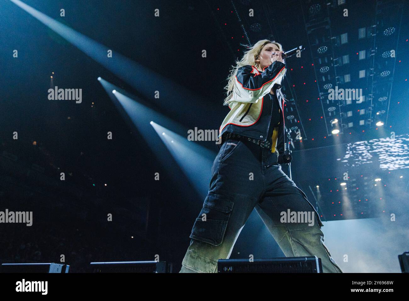 Linkin park guitarist brad delson hi-res stock photography and images ...