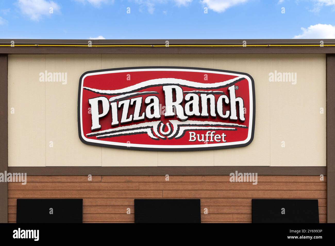 Chicken ranch signage hi-res stock photography and images - Alamy