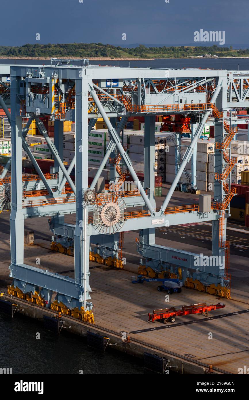 Boston conley terminal hi-res stock photography and images - Alamy
