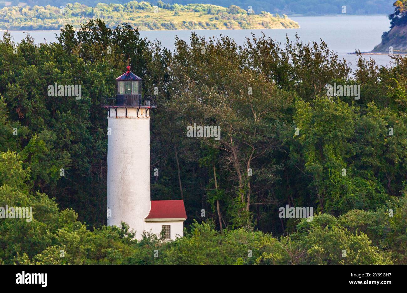 Long Island Head Lighthouse, Boston, Massachusettes, USA Stock Photo ...