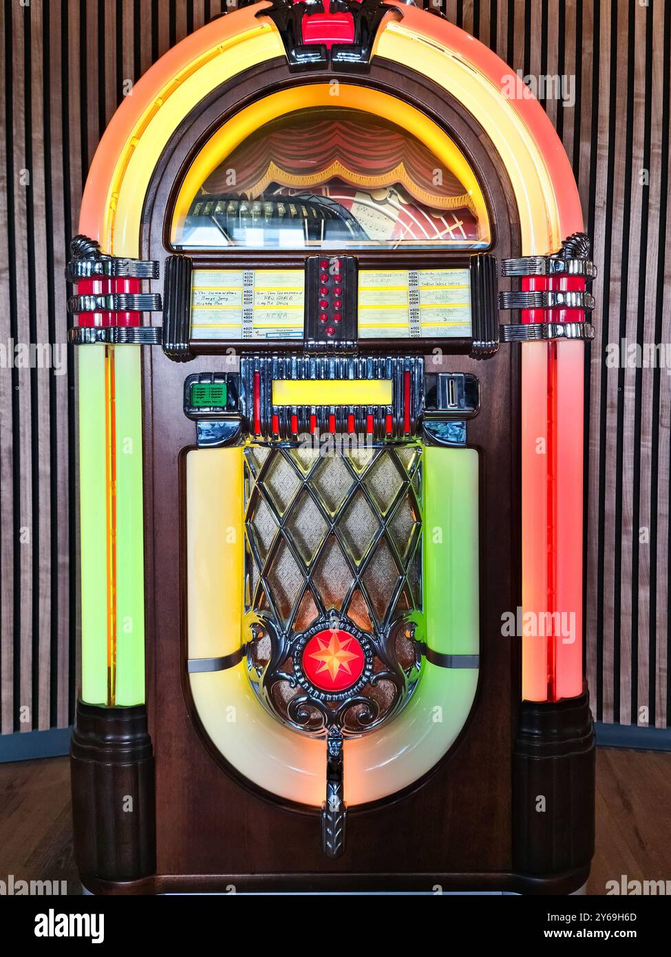 Jukeboxart hi-res stock photography and images - Alamy