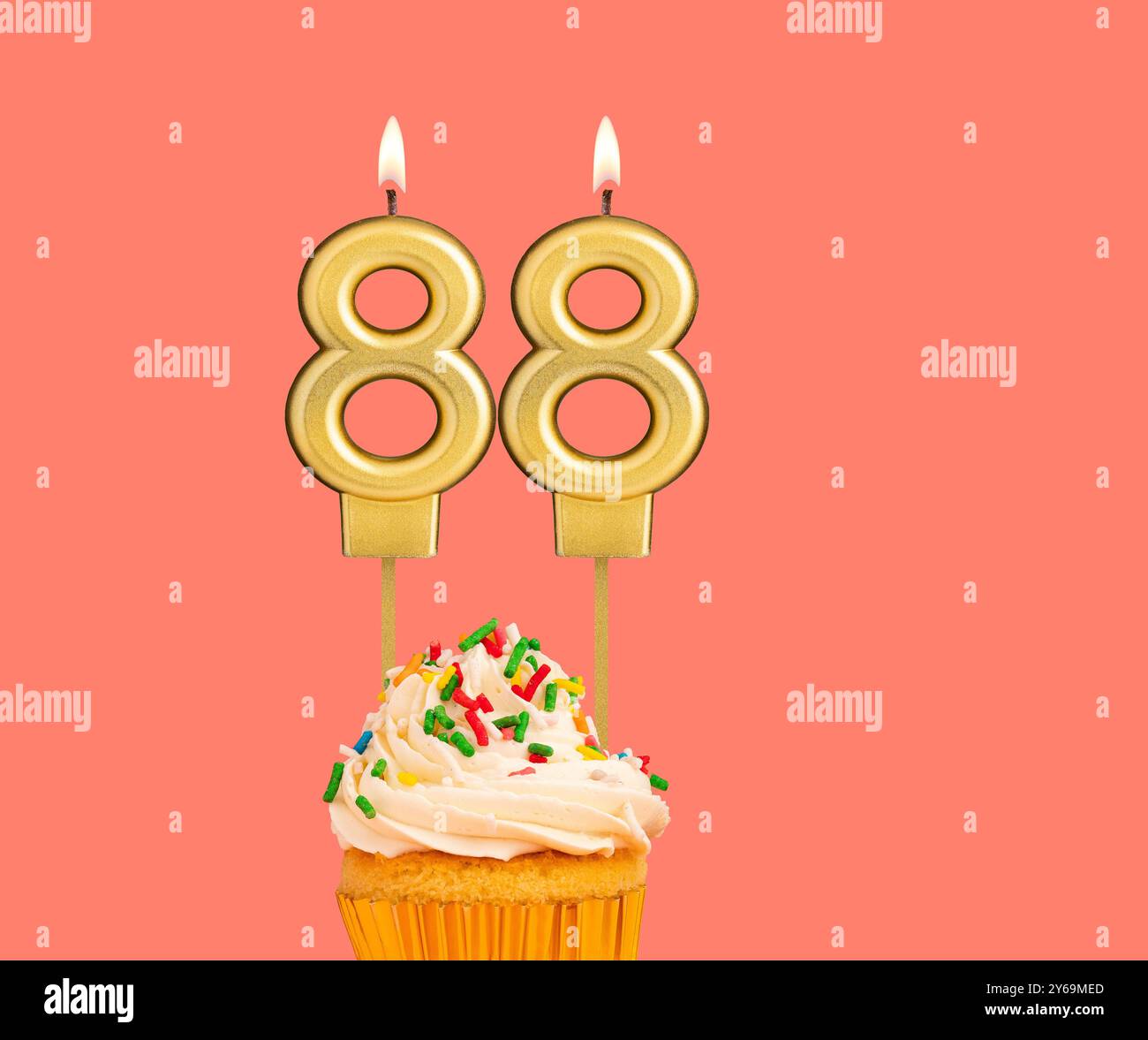 Birthday candle and cupcake - Number 88 Stock Photo - Alamy