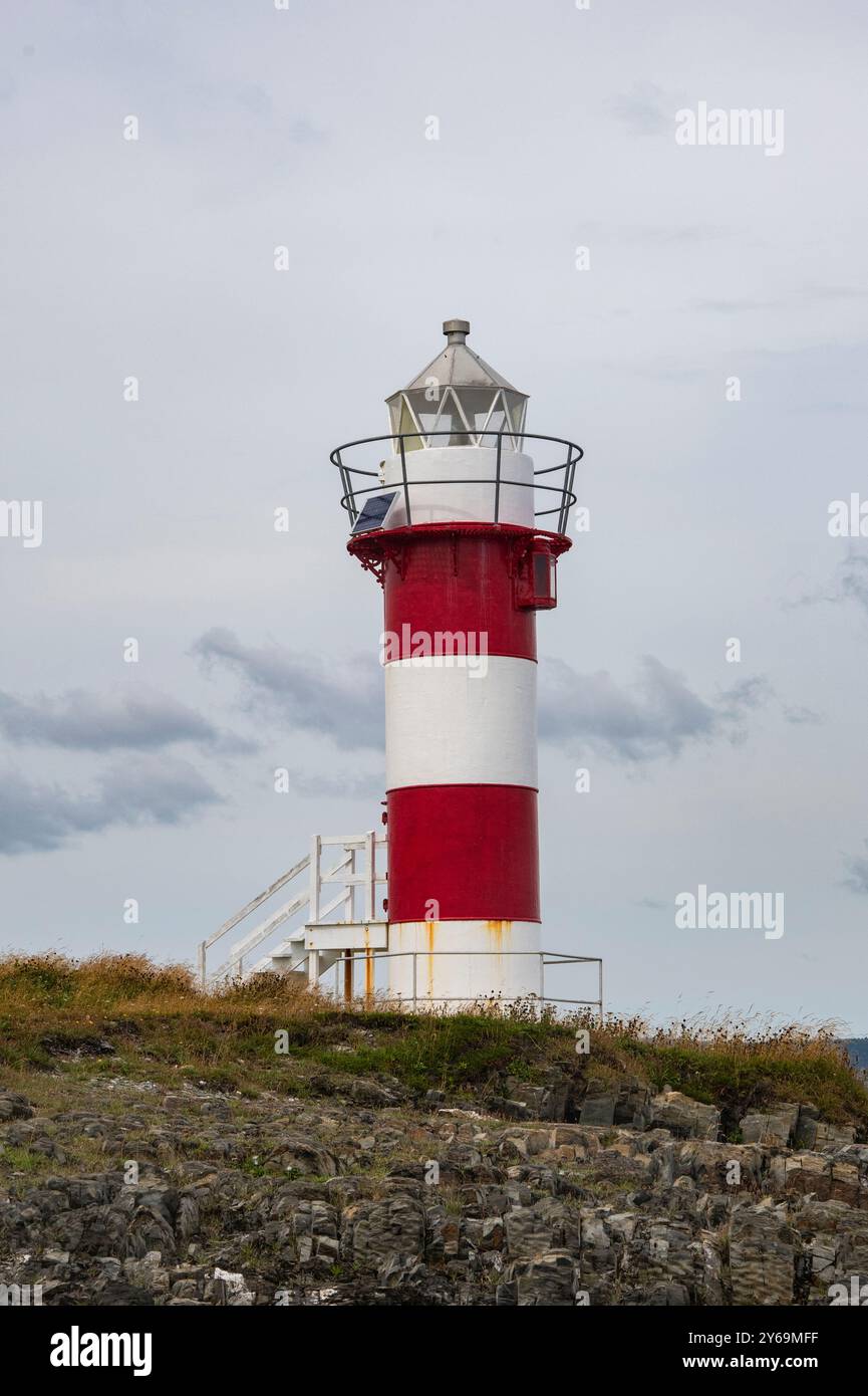 Green Point Lighthouse in Port de Grave, Newfoundland & Labrador ...