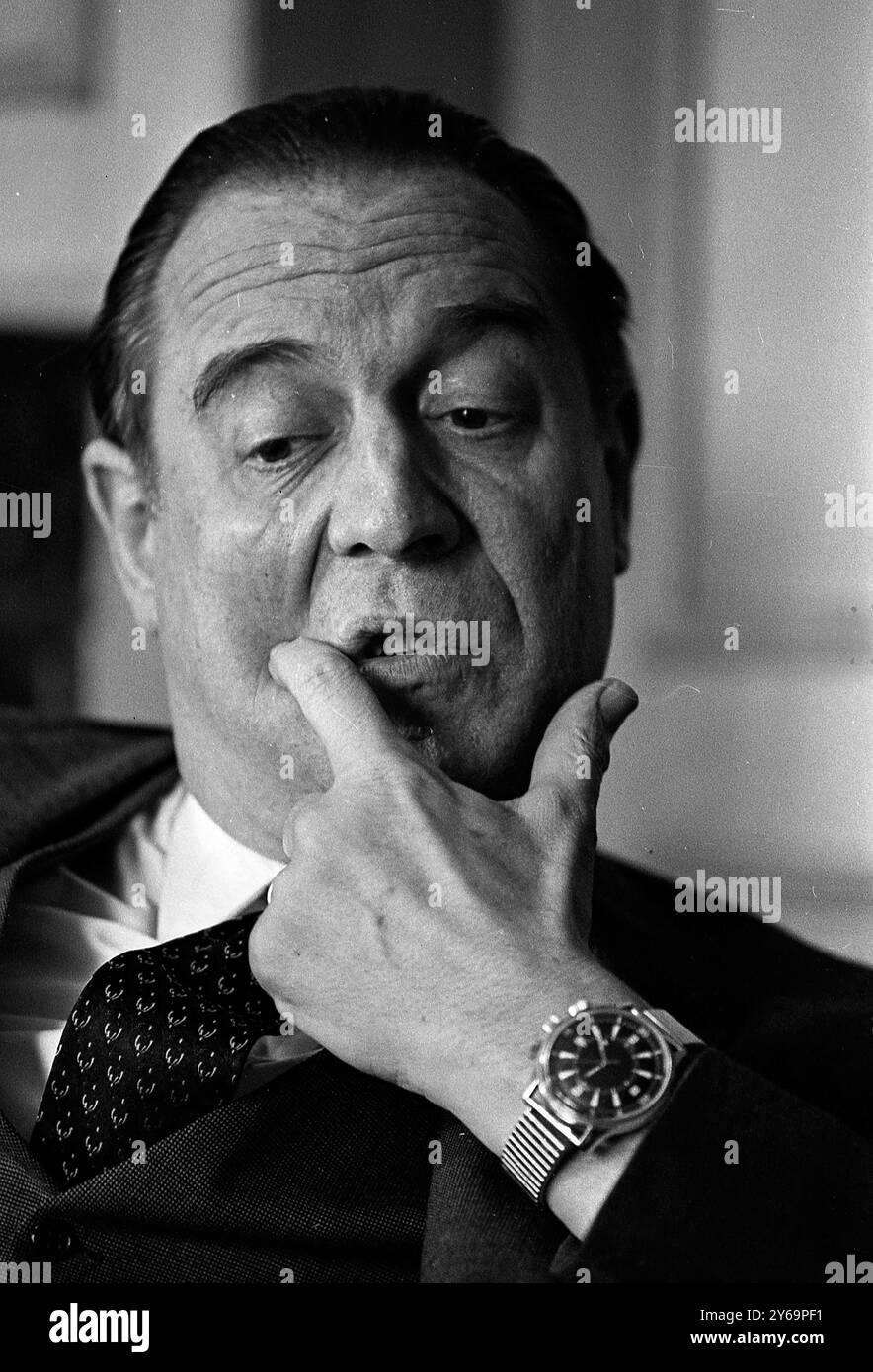 Luis enrique Black and White Stock Photos & Images - Alamy