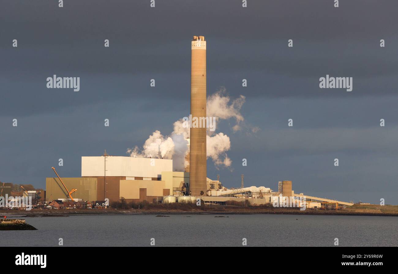 Electricity generating plant Northern Ireland. Former coal and oil ...