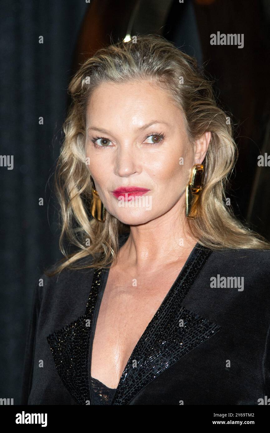 Kate Moss attending the Yves Saint Laurent Womenswear Spring-Summer ...
