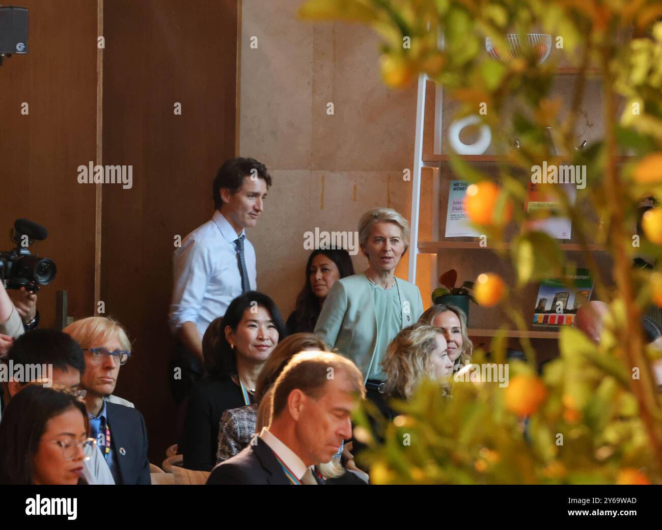 Urusla von der leyen hi-res stock photography and images - Alamy