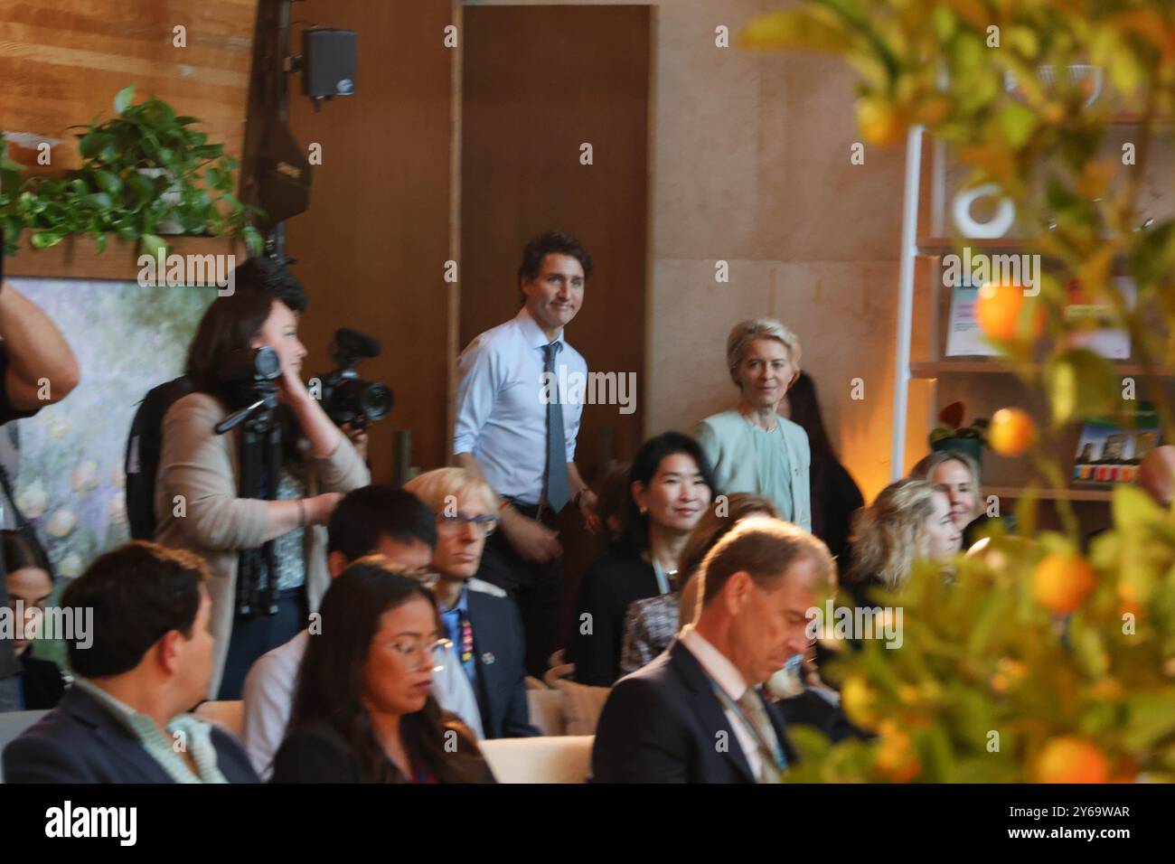 Urusla von der leyen hi-res stock photography and images - Alamy