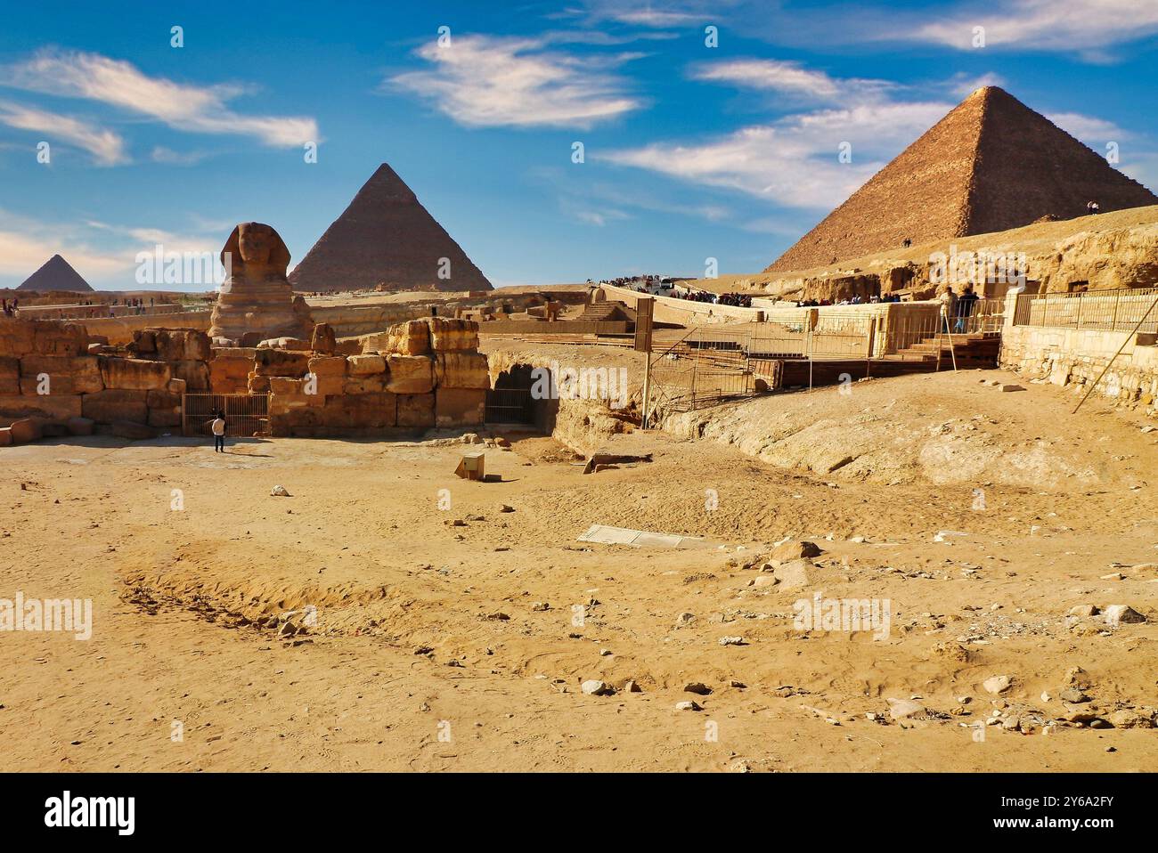 Magnificent scene of the the historic sights of Egypt - 3 Great ...