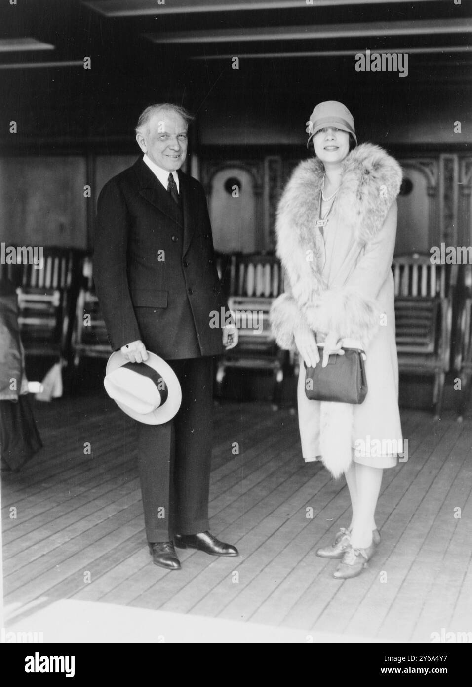W.C. Durant, motor magnate, & wife / photo., New York., Full-length ...