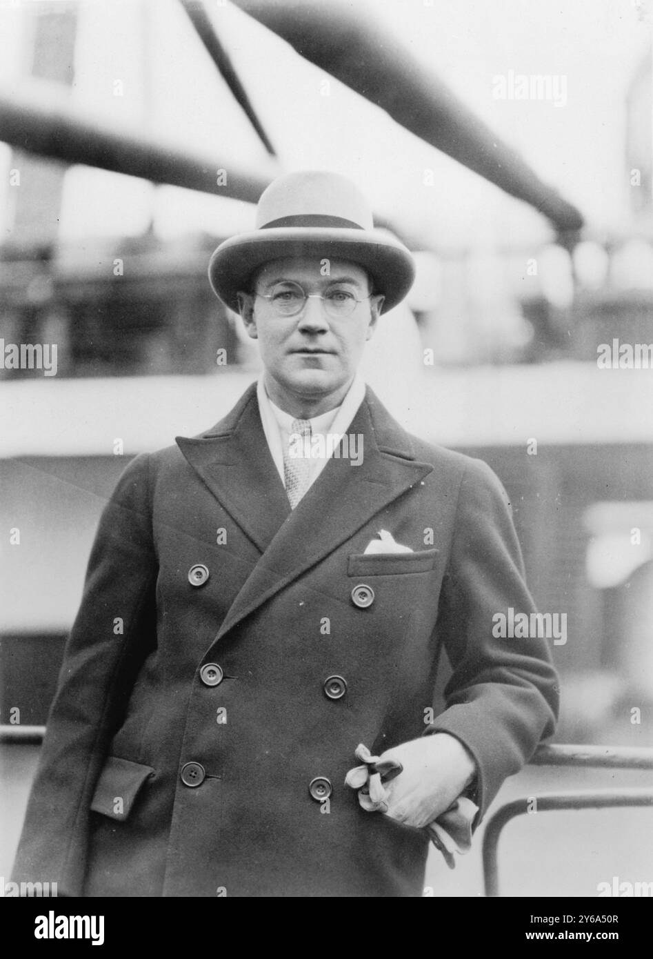 Philip Barry, half-length portrait, standing, facing front, c1931 ...