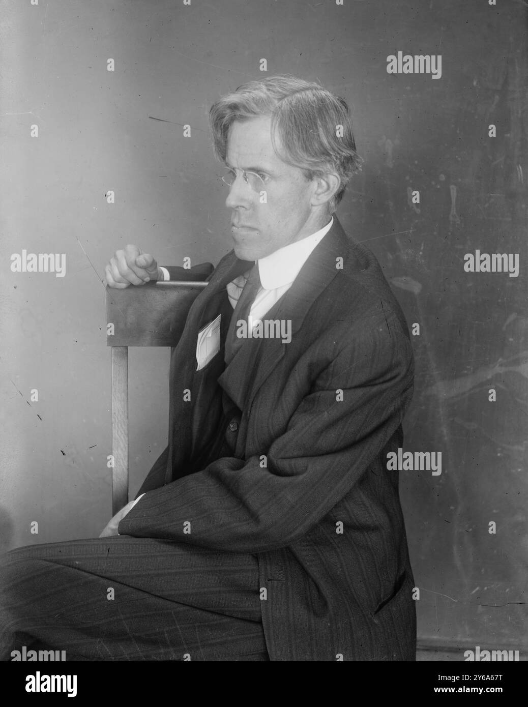 Battell loomis seated hi-res stock photography and images - Alamy