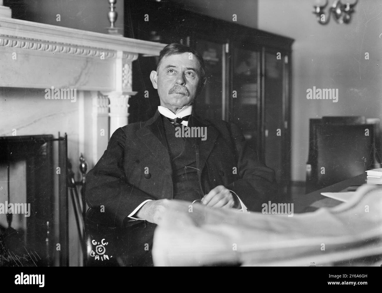 Senator simmons hi-res stock photography and images - Alamy