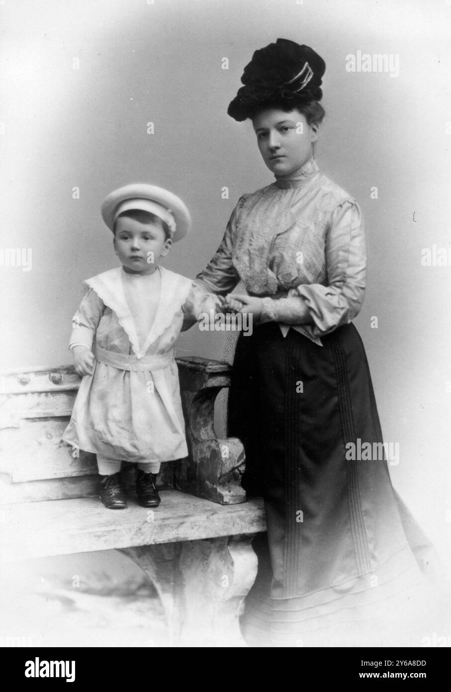 Wolfgang Pauli at 20 months old with his mother, Bertha Camilla Schuetz ...