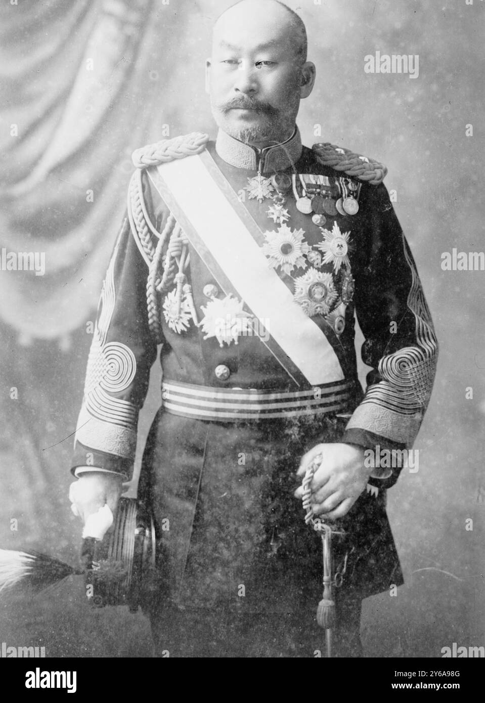 Army officer in 1919 hi-res stock photography and images - Alamy