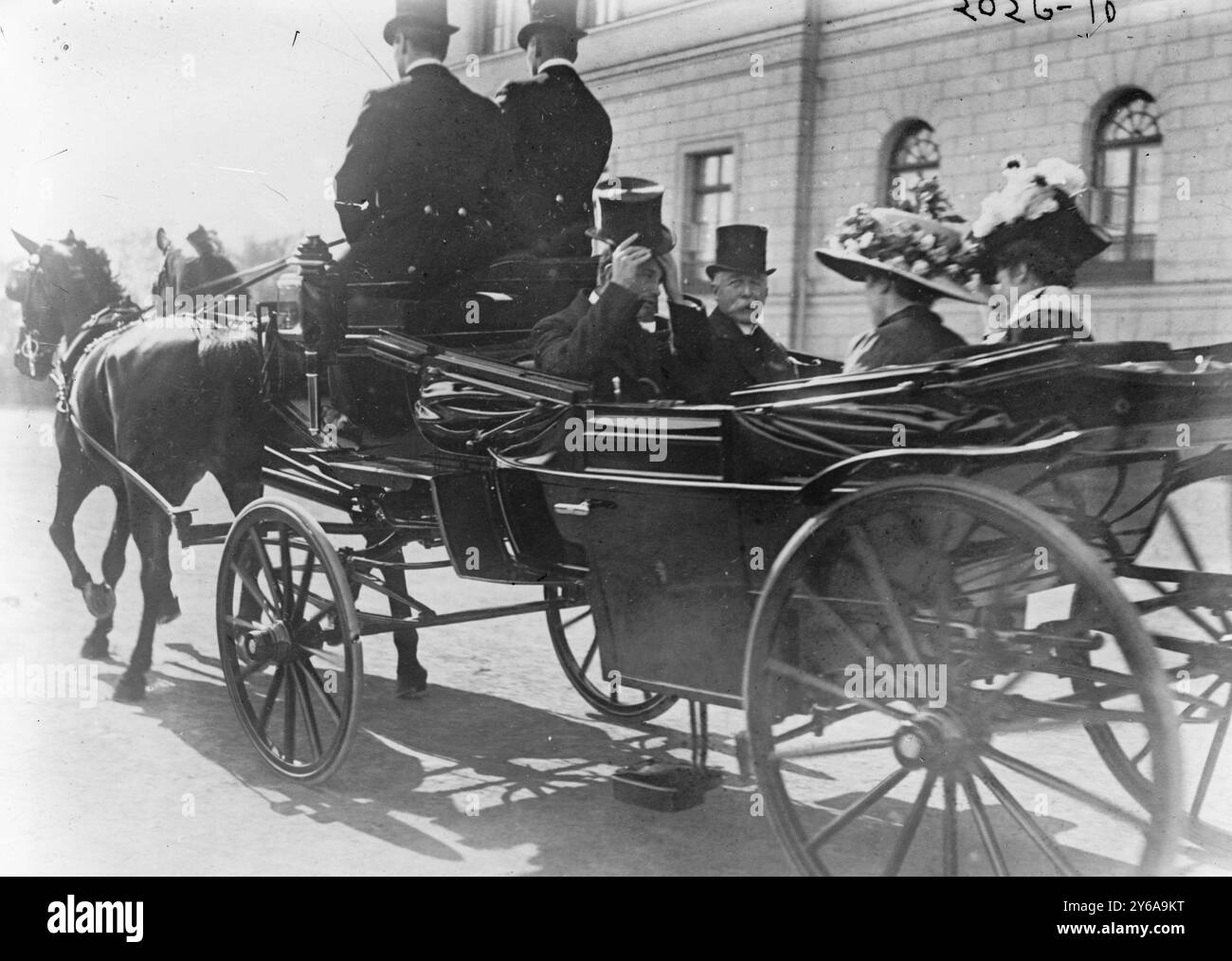 7 bottom Black and White Stock Photos & Images - Alamy