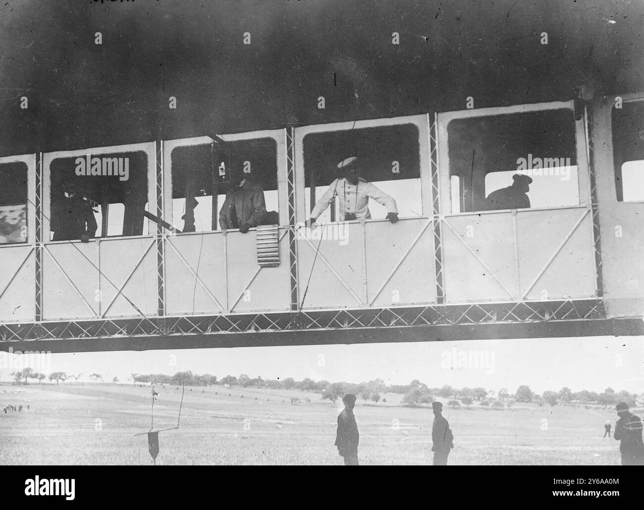 Cabin zeppelin airship hi-res stock photography and images - Alamy