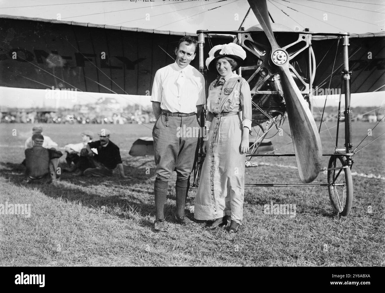Earle Ovington & wife, Photograph shows aviator Earle Lewis Ovington ...