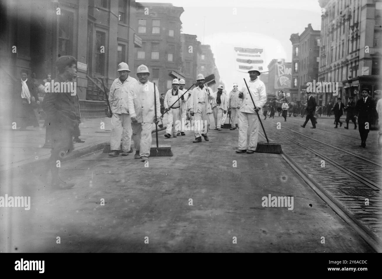 White Wings who have not struck, Photo shows men in white uniforms and ...