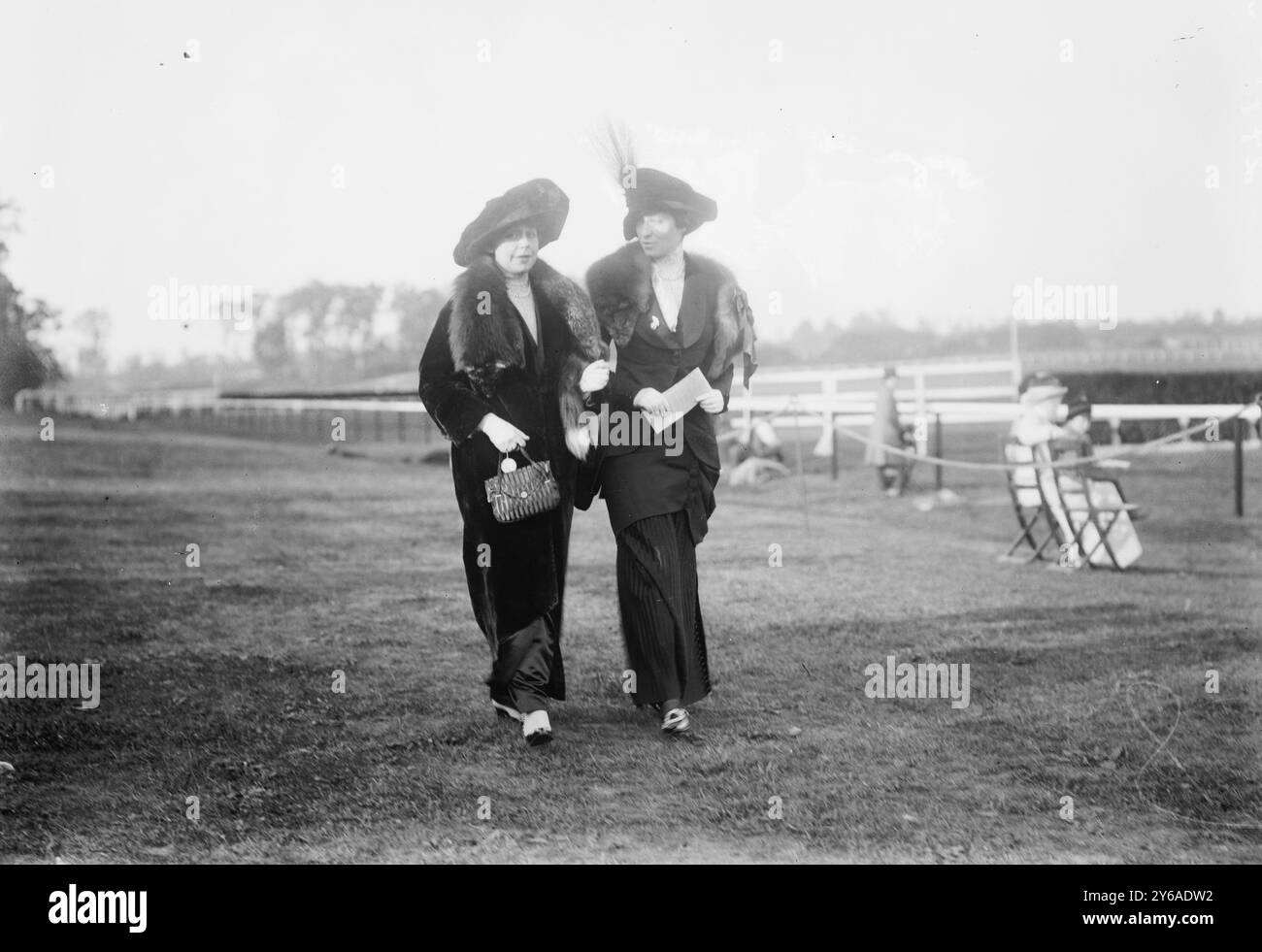 Mortimer leo schiff hi-res stock photography and images - Alamy