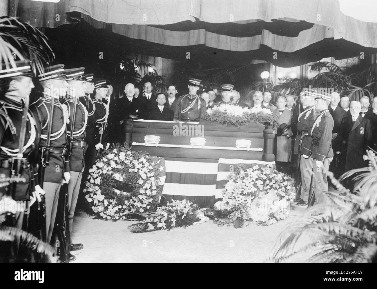 Vice Pres't. Sherman lying in state, Photo shows funeral on November 2 ...