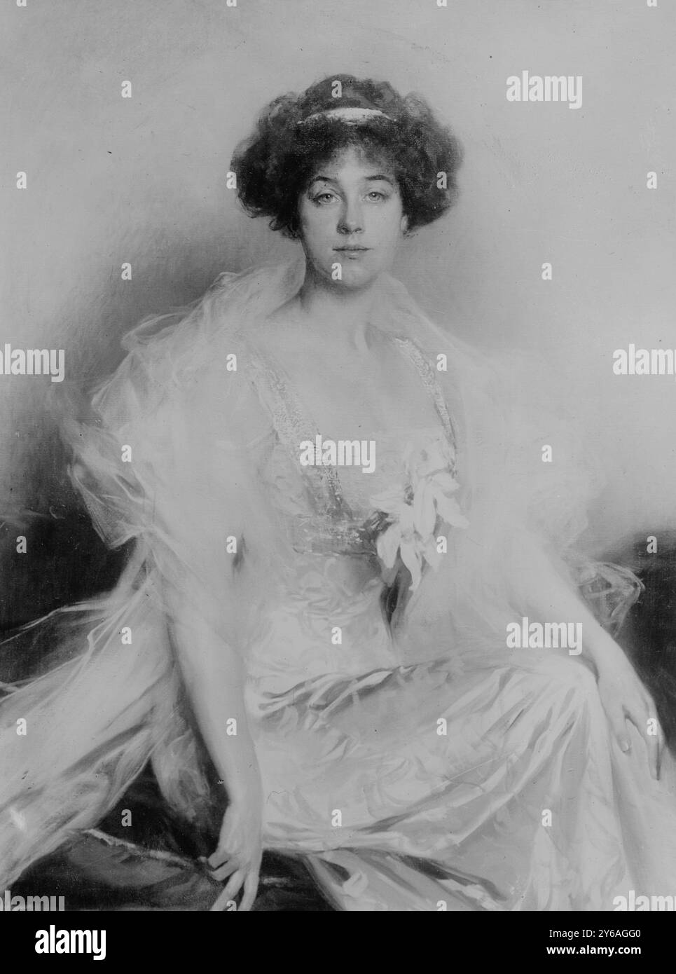 Mrs. Willard Straight by Flameng / Flameng, Photo of a portrait ...