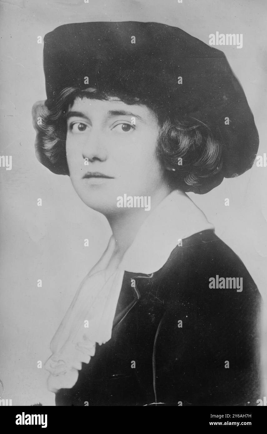Former alice cornelia thaw Black and White Stock Photos & Images - Alamy