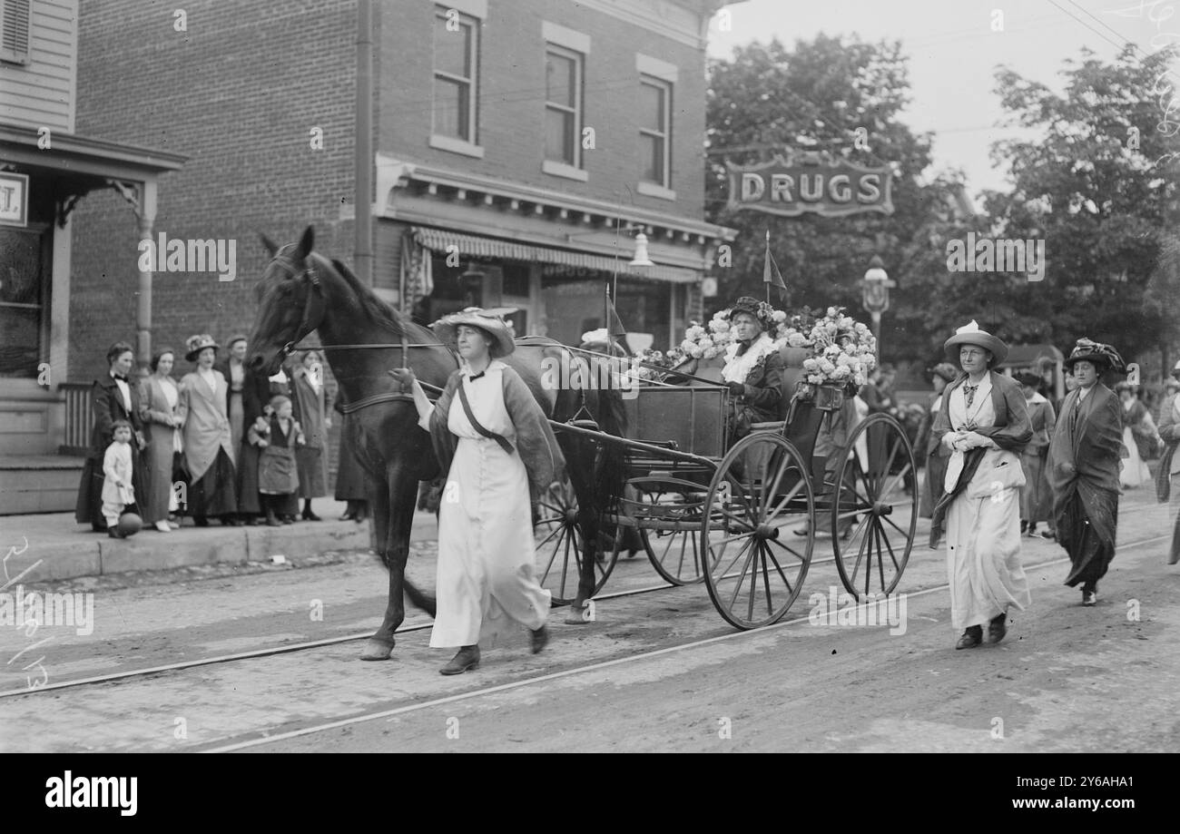 Oldest suffragette mrs hi-res stock photography and images - Alamy