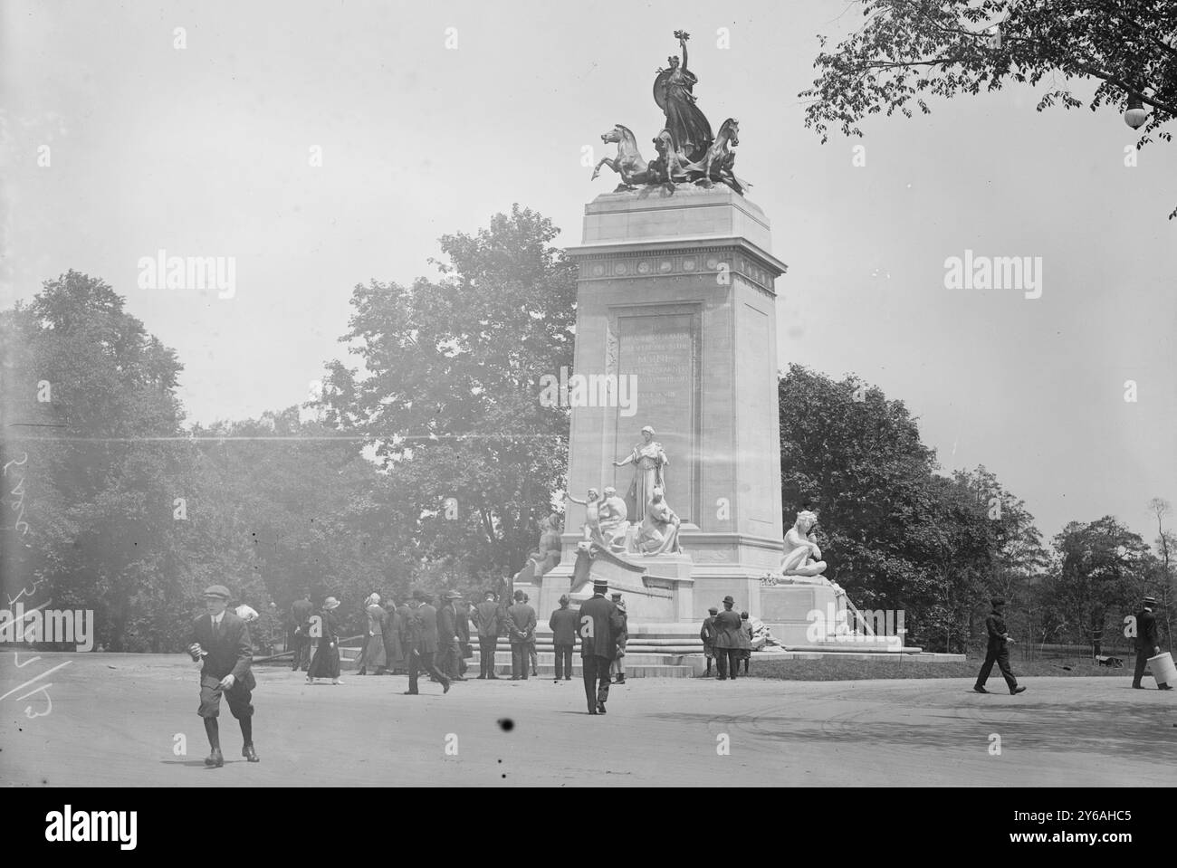 Battleship maine exploded hi-res stock photography and images - Alamy