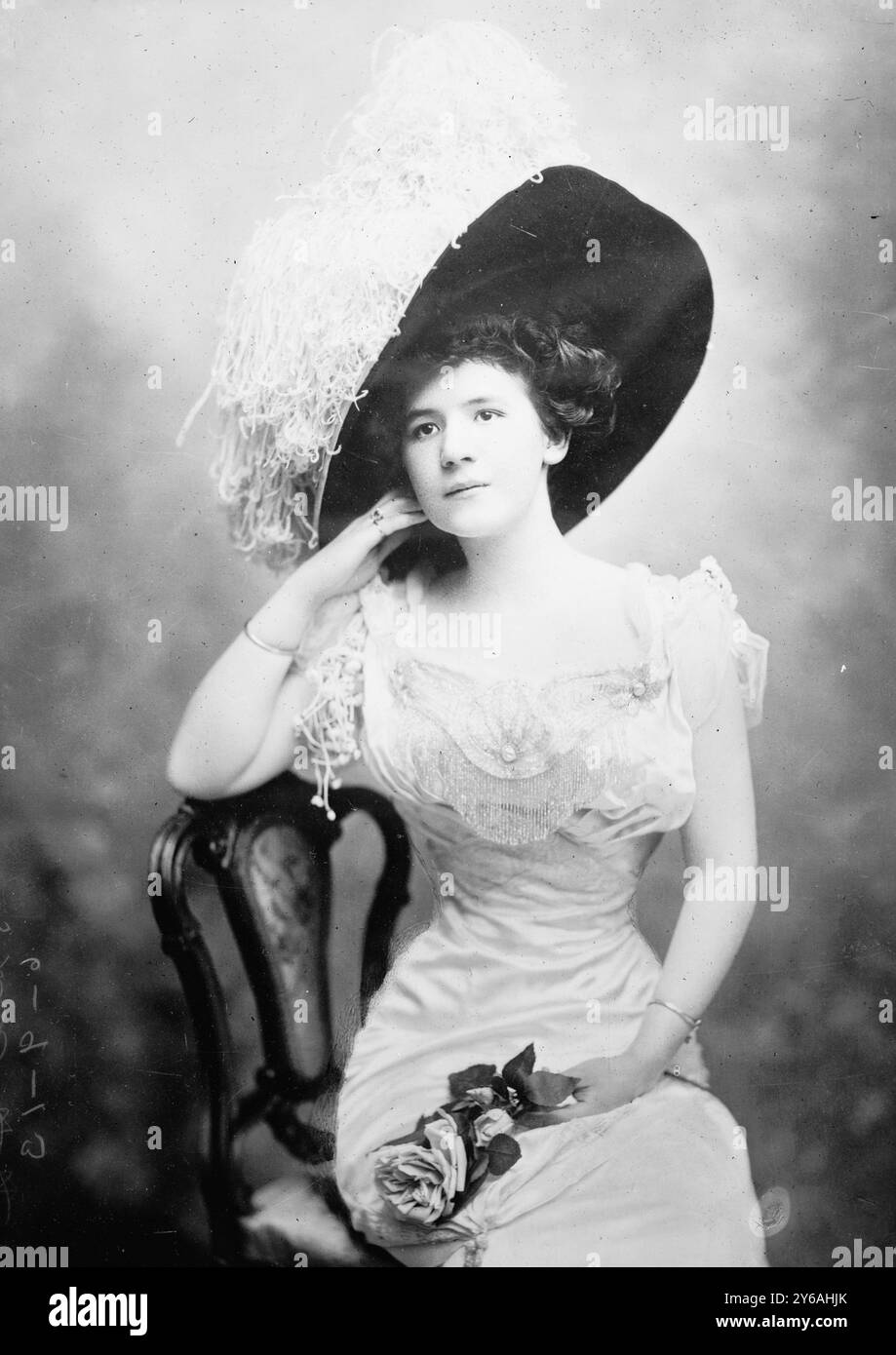 1 niña Black and White Stock Photos & Images - Alamy