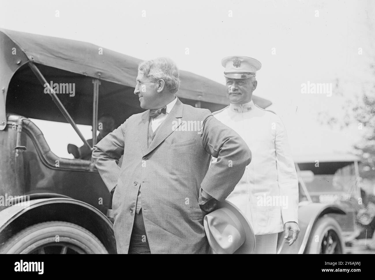 Secy Garrison - Gen. Leggett i.e., Liggett, Photo shows Secretary of ...
