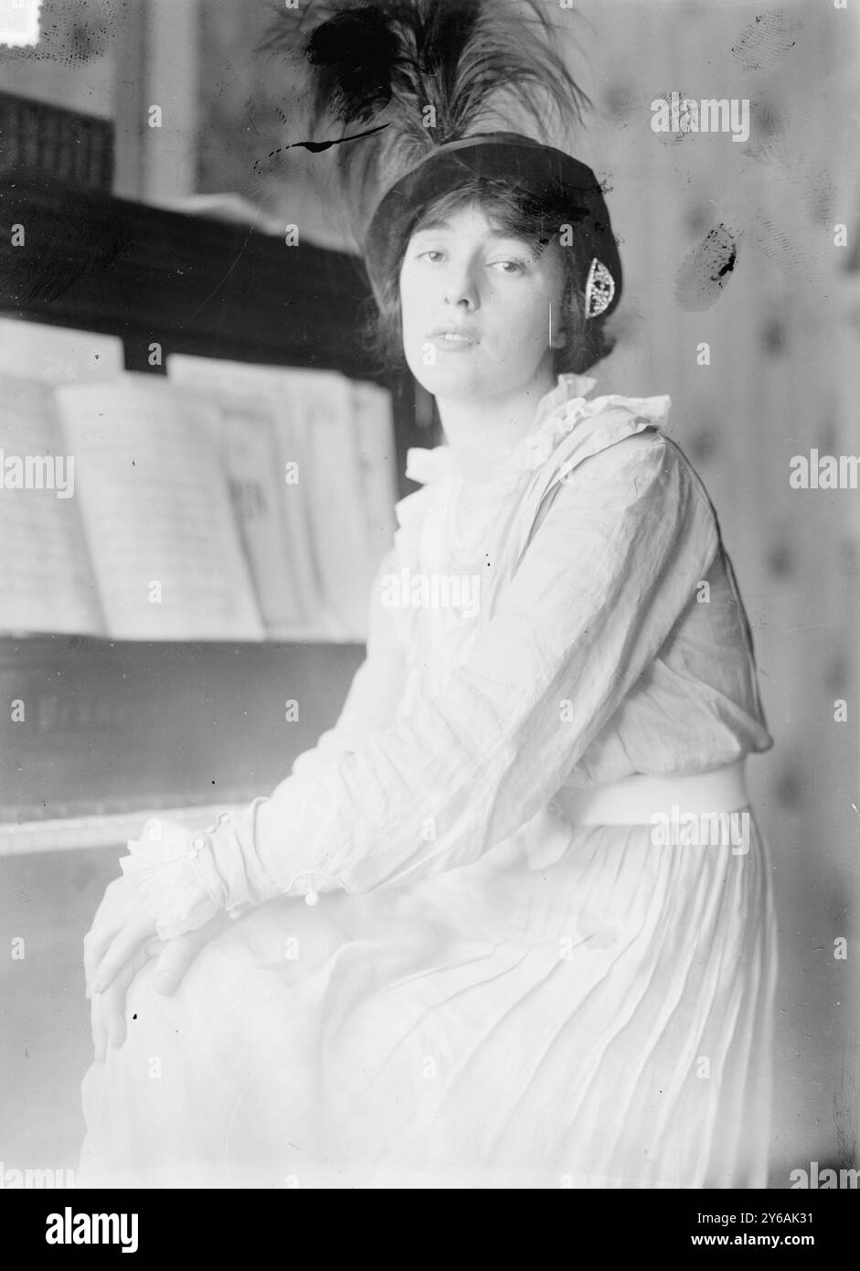 August 1967 photo Black and White Stock Photos & Images - Alamy