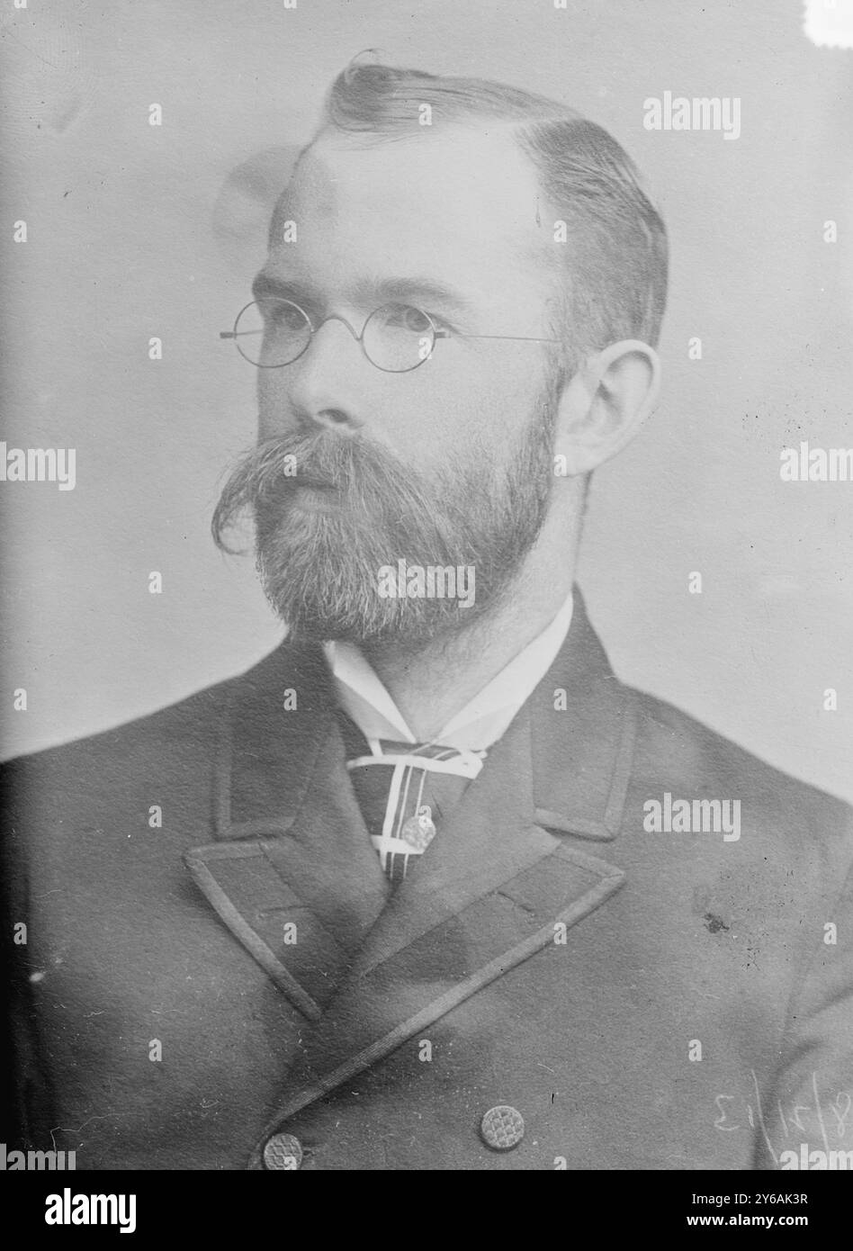 Canadian defense Black and White Stock Photos & Images - Alamy