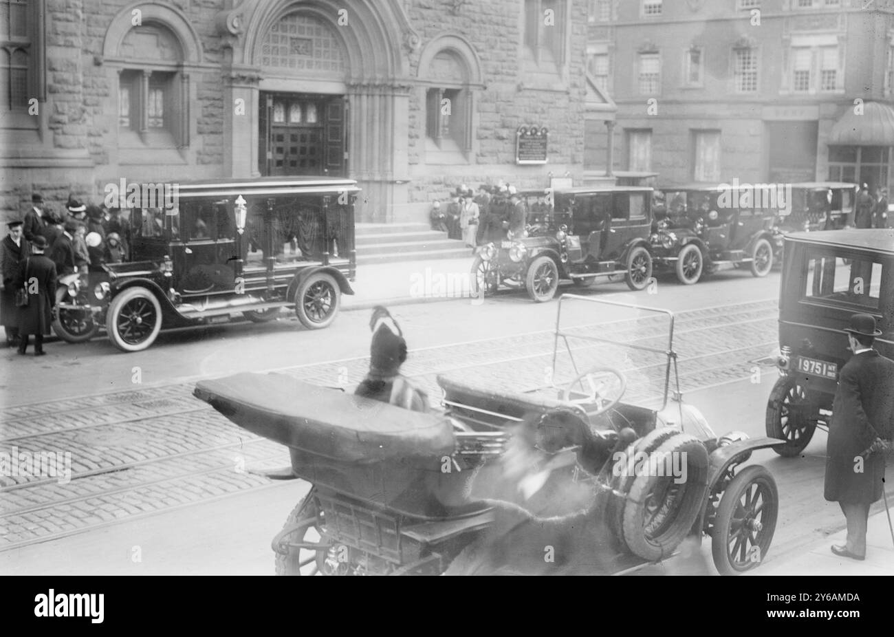 Charles gilbert gates funeral hi-res stock photography and images - Alamy