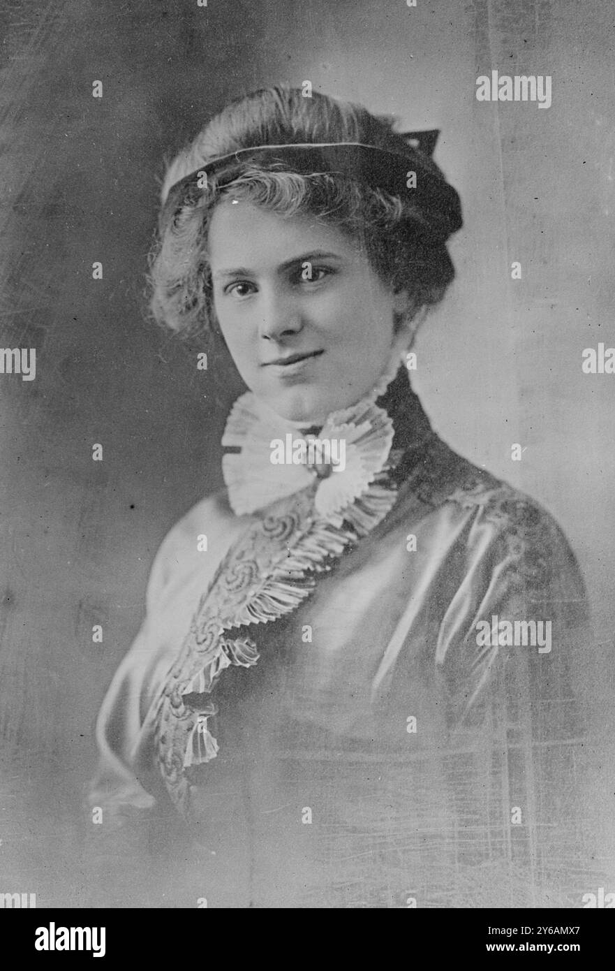 Jessie evelyn mccann hi-res stock photography and images - Alamy